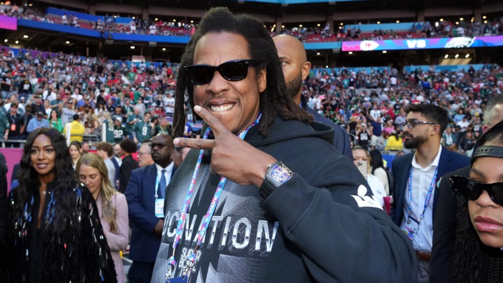 Jay-Z with his Richard Mille Samurai Watch at the Super Bowl ...